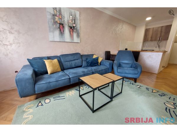 Dvosoban Apartman Jasmin 45 Novi Sad Rotkvarija