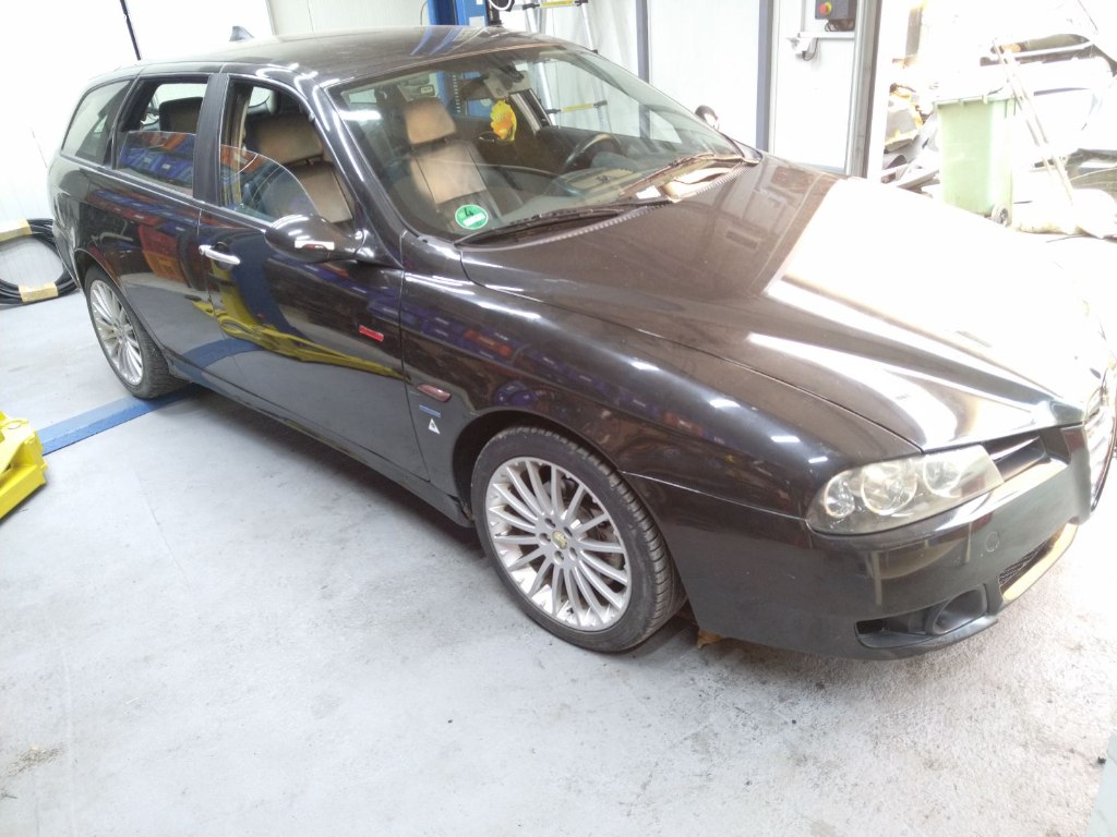 Alfa Romeo 156 karavan delovi kod boje 846/a