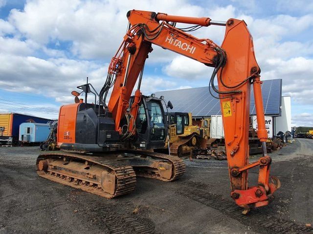 Bageri za puzanje
HITACHI ZX225USLC-5 / Verstellausleger / MS21