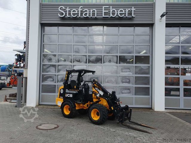 Utovarivač točkova
JCB 403 / Schaufel + Gabel / nur 248h!