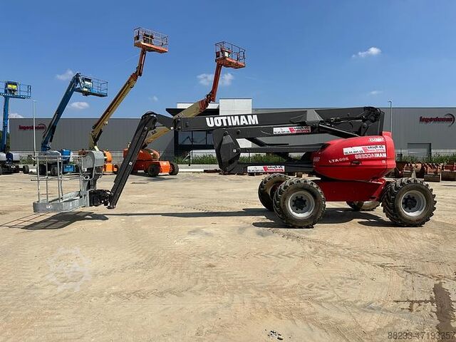 Artikulisan bum lift
Manitou 200ATJ