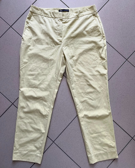 Zara pantalone 42