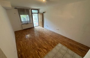 Prodajem Stan-Apartman, Nova Detelinara