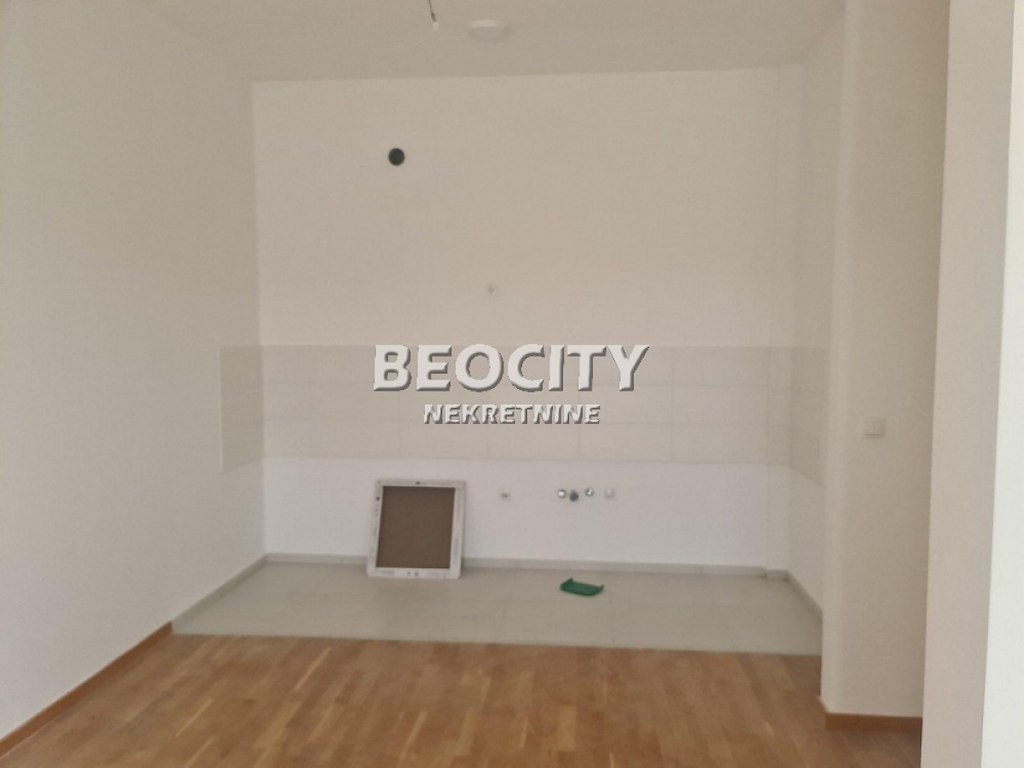 Novi Sad, Petrovaradin, Preradovićeva, 2. 5, 66m2, 135400EUR