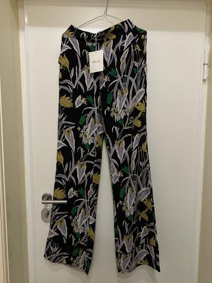 Nove svilene pantalone Diane Von Furstenberg