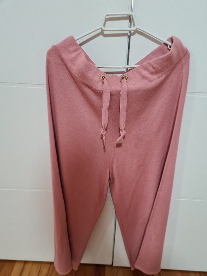 Trikotazne pantalone siroke nogavice