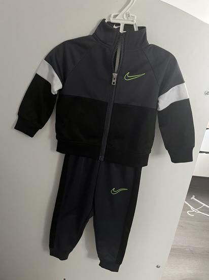 Original Nike trenerka za bebe