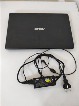 ASUS X551C 4gb 500gb hard 15.6 laptop