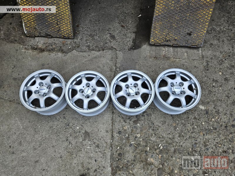 AluFelne 14Coli 4x100 Volkswagen Opel Toyota kao nove