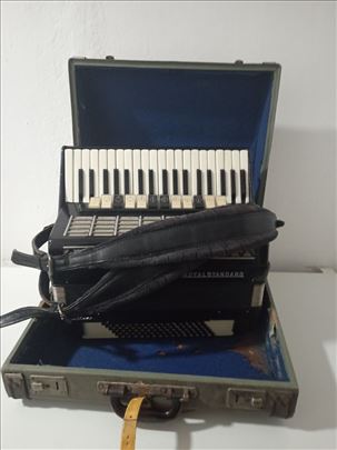 Harmonika Royal Standard Silvana 12 +3reg 96 b