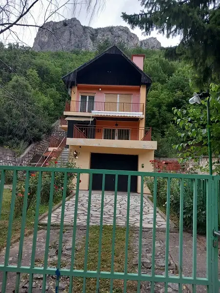 Kuća, Niška Banja, 3.0 soban, 163m²