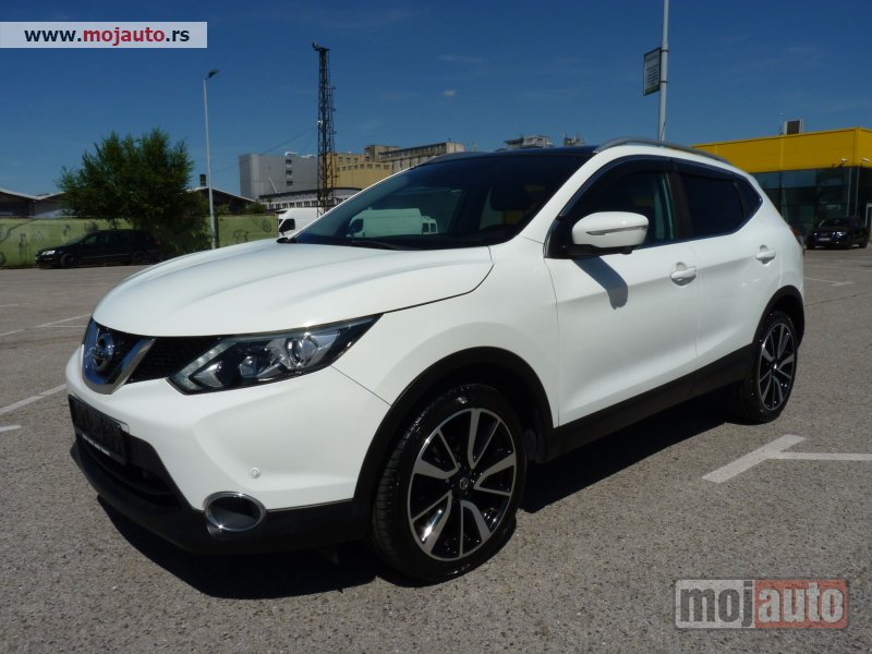 Nissan Qashqai 1.5 DCI/PANORAMA