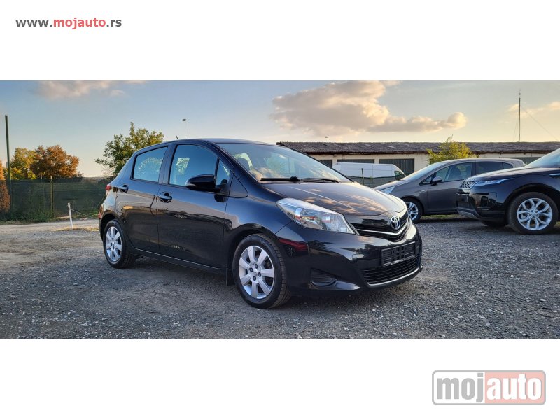 Toyota Yaris 1.4 D4D NAVI EURO 5