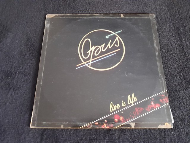 Opus - LP Live is Life / Licenca