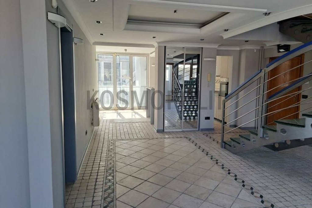 Vračar, Pravni fakultet, Kumanovska , 5.0, 167m2, 499000 EUR