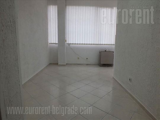 ID#24472, Izdavanje, P.P., Blok 28, 80 m2