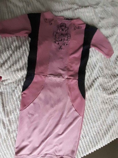 Elegantne roze haljina