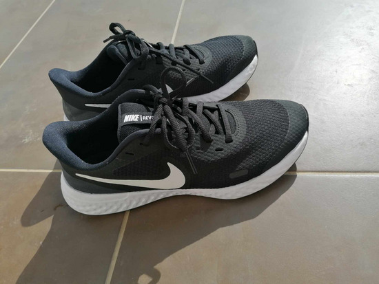 NIKE patike 39 br (24cm)