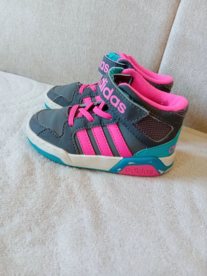 Adidas patike duboke br 23