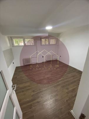 Beograd, Blok 45 (TC Enjub), Stan, 2.5, 46m2