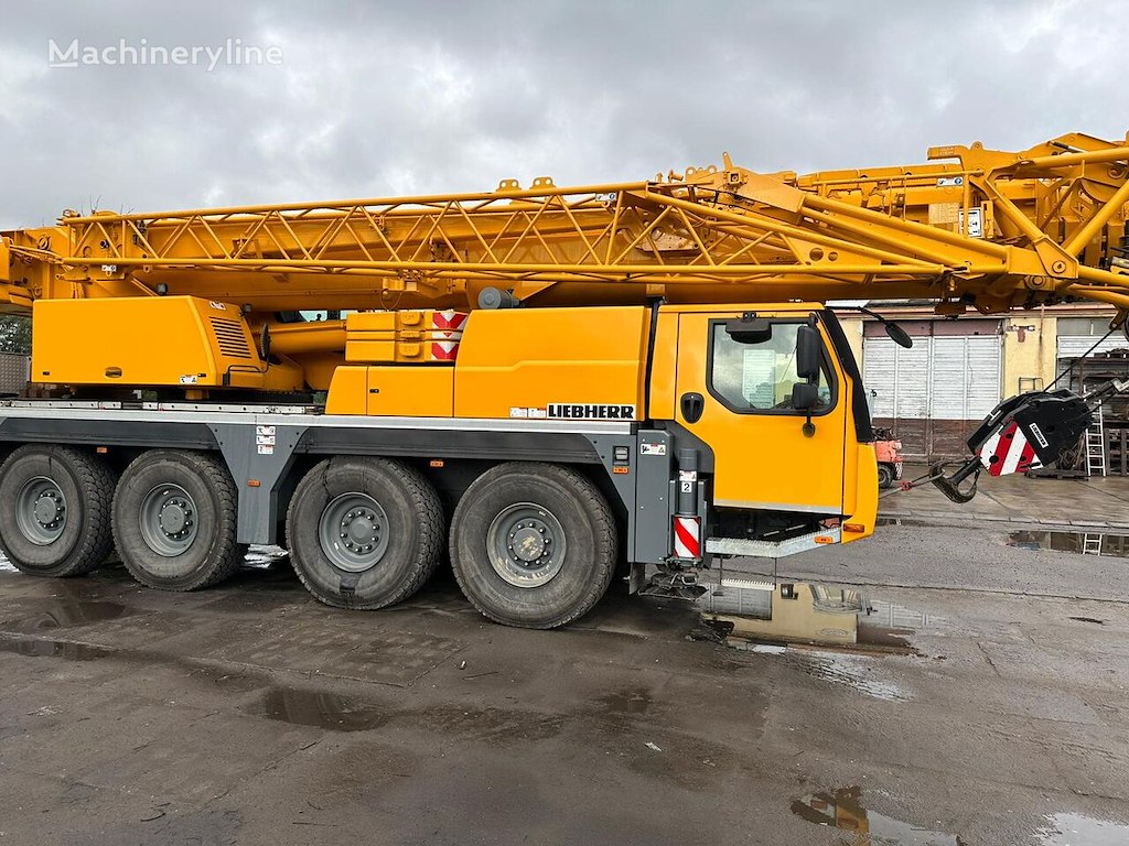 Liebherr LTM 1070 4.2 pokretna dizalica