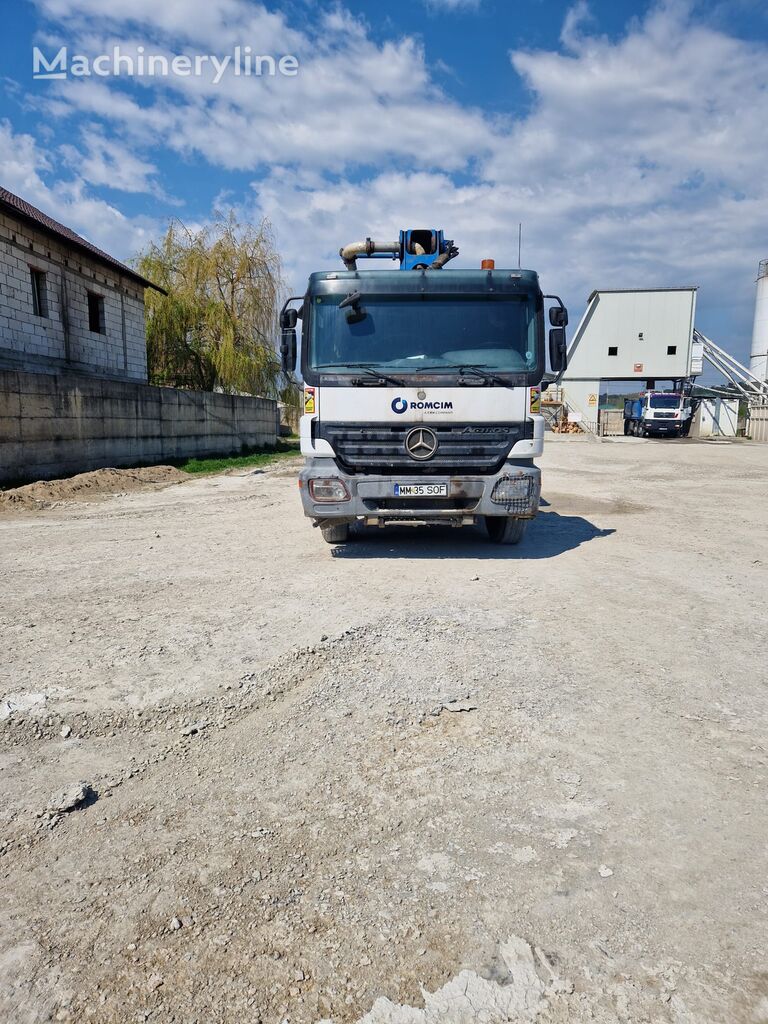 Coime na šasiji Mercedes-Benz Actros 3332 pumpa za beton