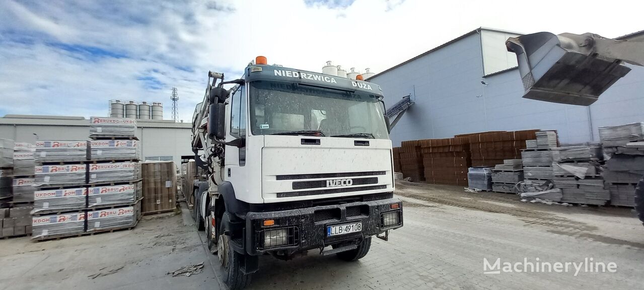 Cifa MAGNUM MK 28.4 na šasiji IVECO MAGNUM MK 28,4 pumpa za beton