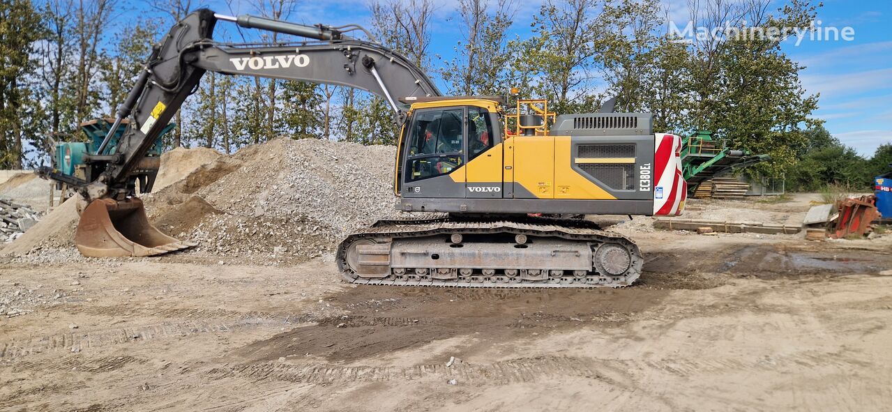 Volvo EC 380 bager guseničar