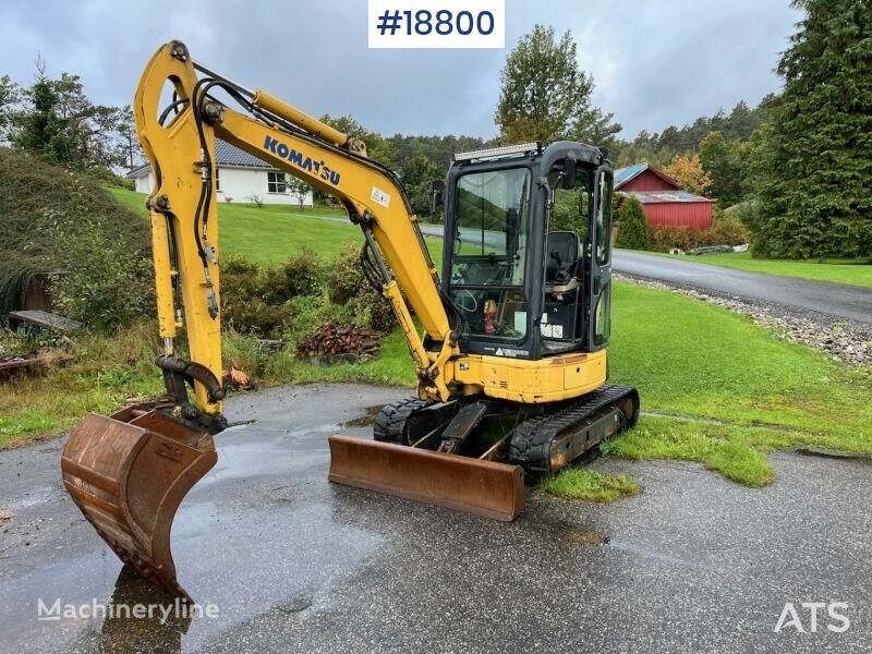 Komatsu PC 30MR-2 w/ rotor tilt and tooth bucket with shear mini bager