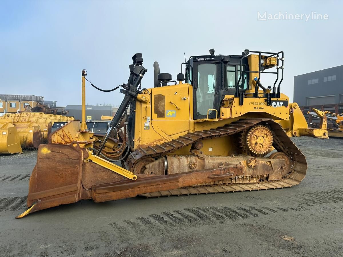 Prodaje se Caterpillar D6T LGP buldožer na aukciji