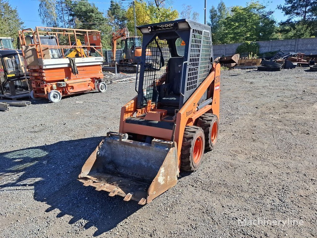 Bobcat S70 BOBCAT S100 Cat Gehl mini utovarivač