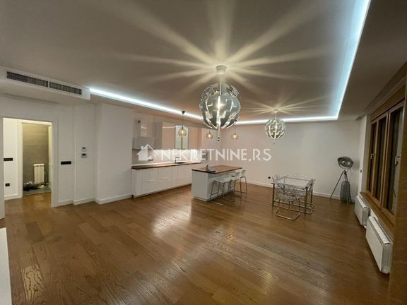 Lux penthouse u srcu Vračara id 12869-1