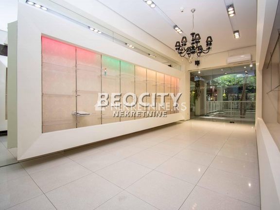 Novi Beograd, YUBC, Bulevar Mihajla Pupina , 1.0, 33m2, 132600EUR