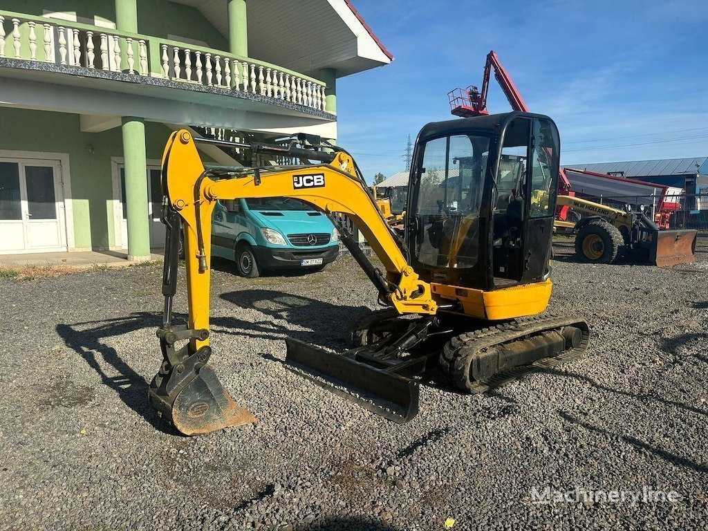 JCB 8025 ZTS mini bager