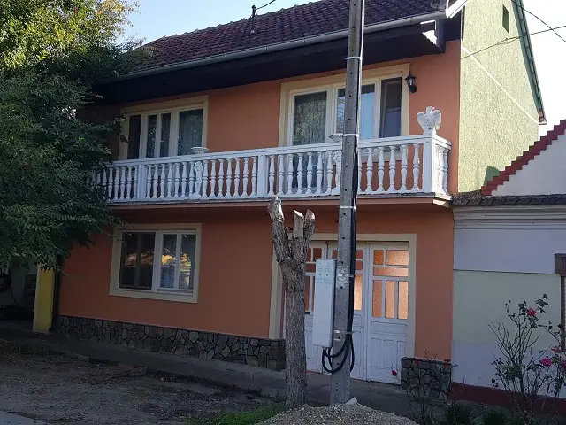 Kuća, Bela Crkva, 5+ soban, 205m²