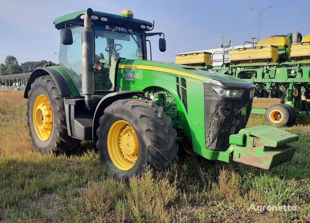 John Deere 8345R traktor točkaš