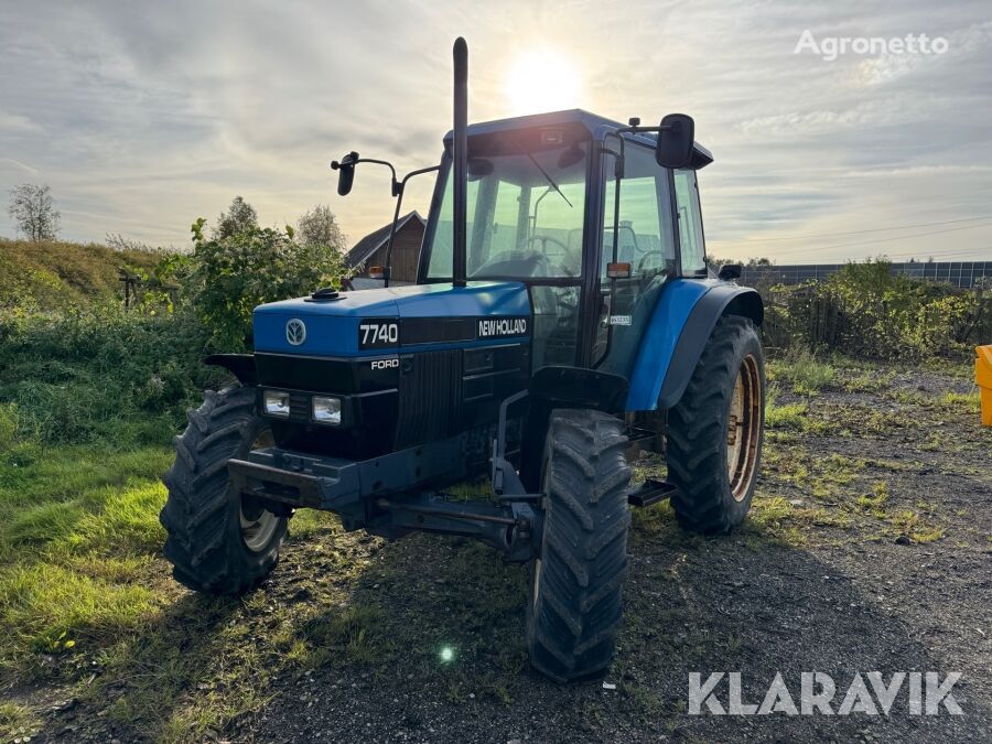 Prodaje se New Holland 7740 traktor točkaš na aukciji