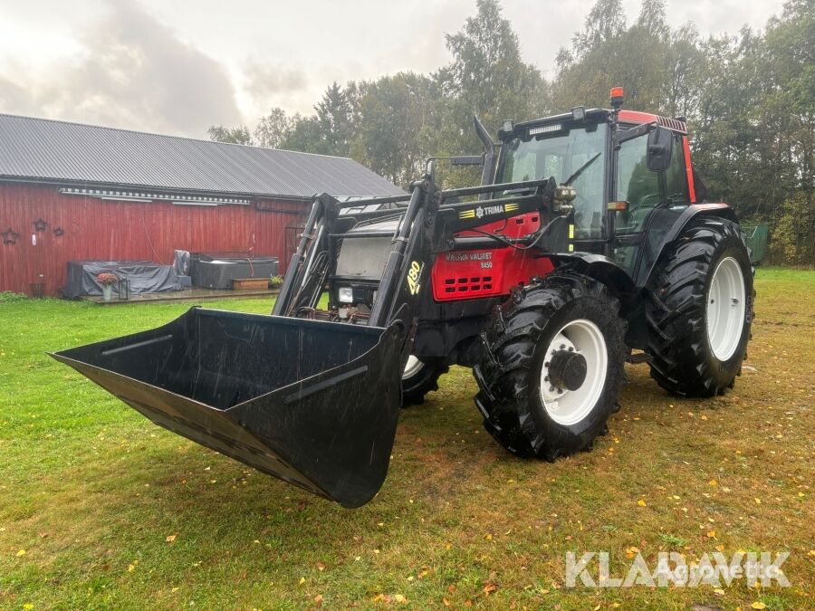 Prodaje se Valtra 8450 traktor točkaš na aukciji