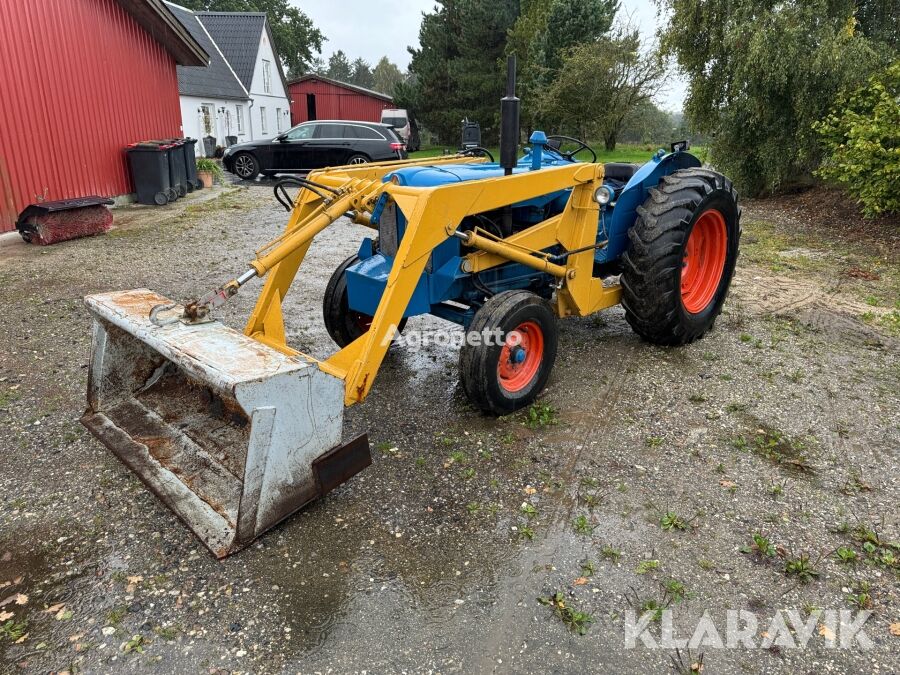 Prodaje se Fordson Fordson Super Major traktor točkaš na aukciji