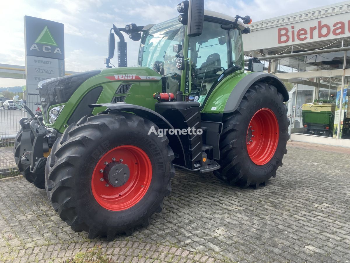 Fendt 724 Vario traktor točkaš