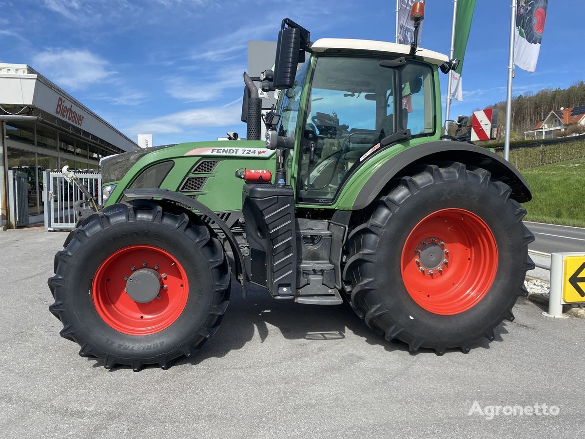 Fendt 724 Vario traktor točkaš