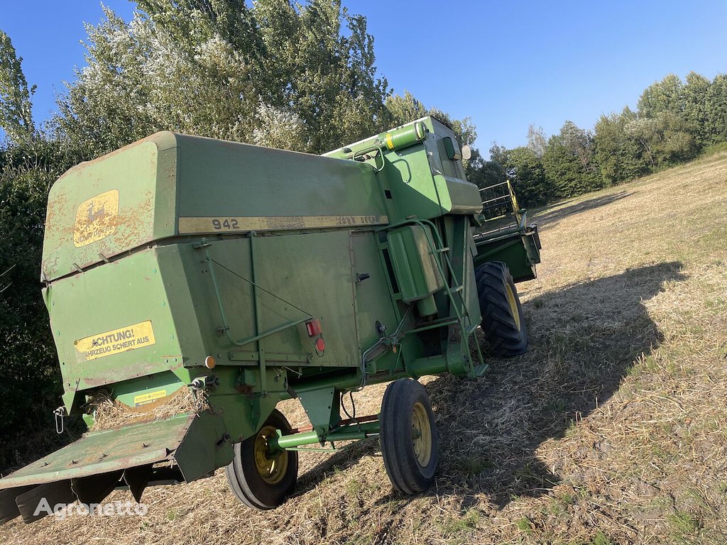 John Deere 942 kombajn za žito