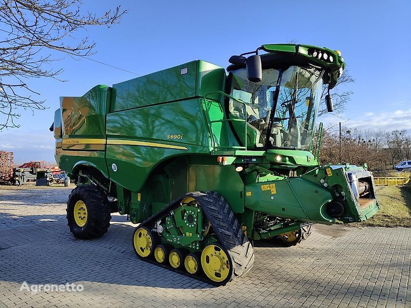 John Deere S 690i kombajn za žito