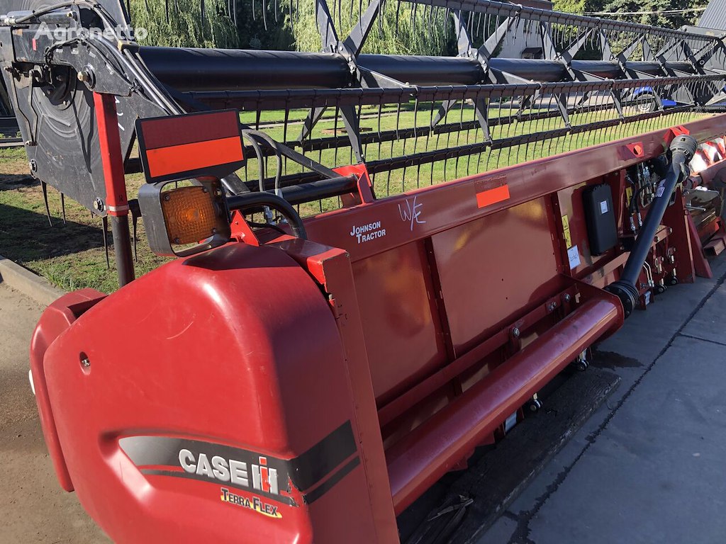 Case IH TerraFlex 3020-9-ti metrova adapter za žito