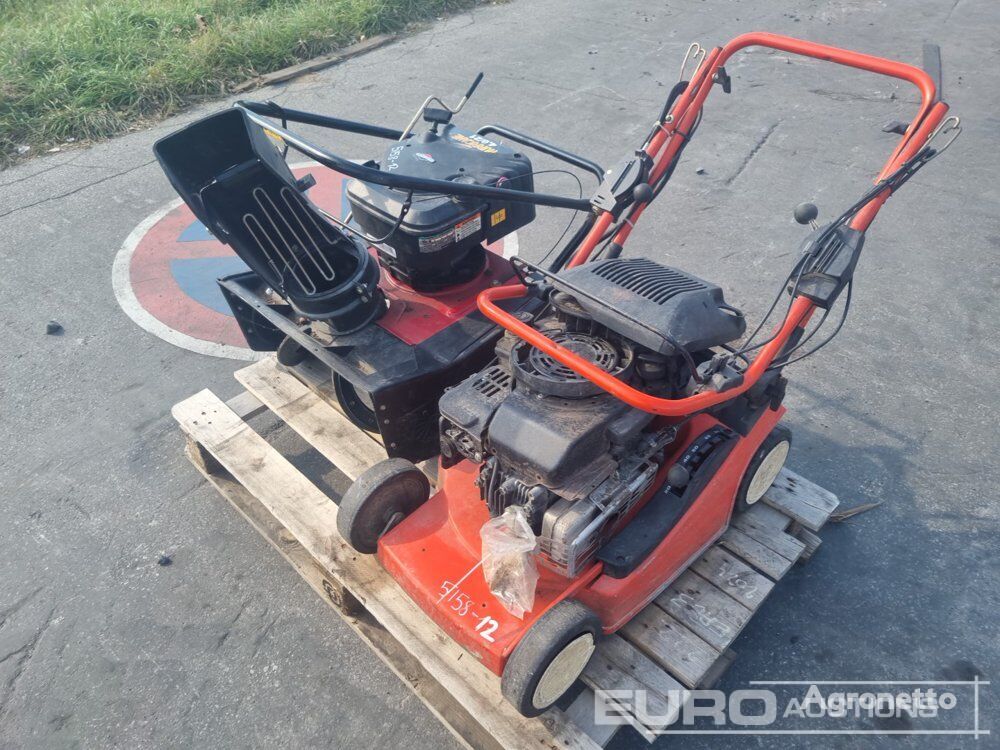 Prodaje se Sabo + HN421 Walk Behind Snowblower kosilicu za travu na aukciji