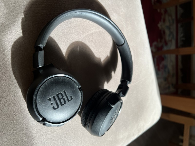 JBL bežične headphone slušalice