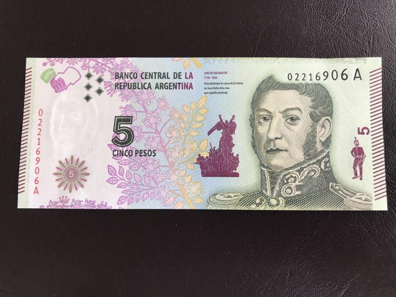 ARGENTINA 5 PEZOSA. UNC.