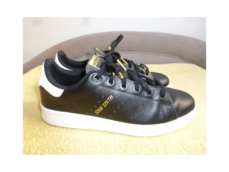 KAO NOVE, ORG. STAN SMITH ADIDAS, KOZNE EXTRA PATIKE 37