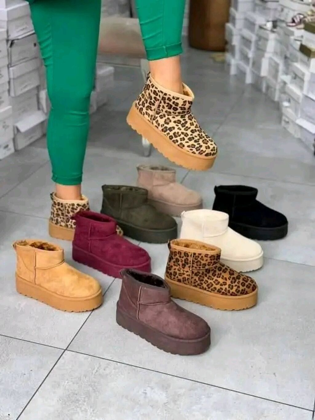 Ugg mini čizme, 41