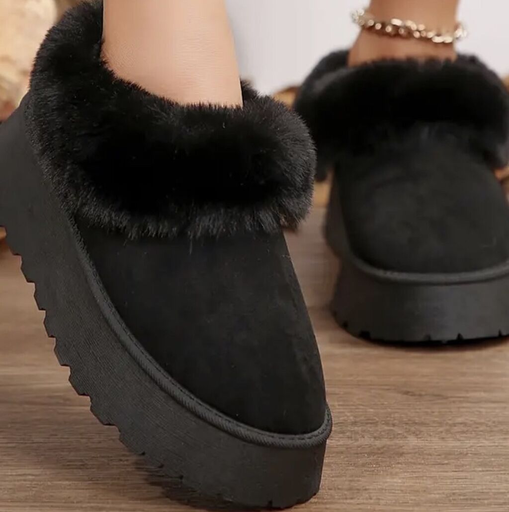 Ugg mini čizme, bоја - Crna, 39